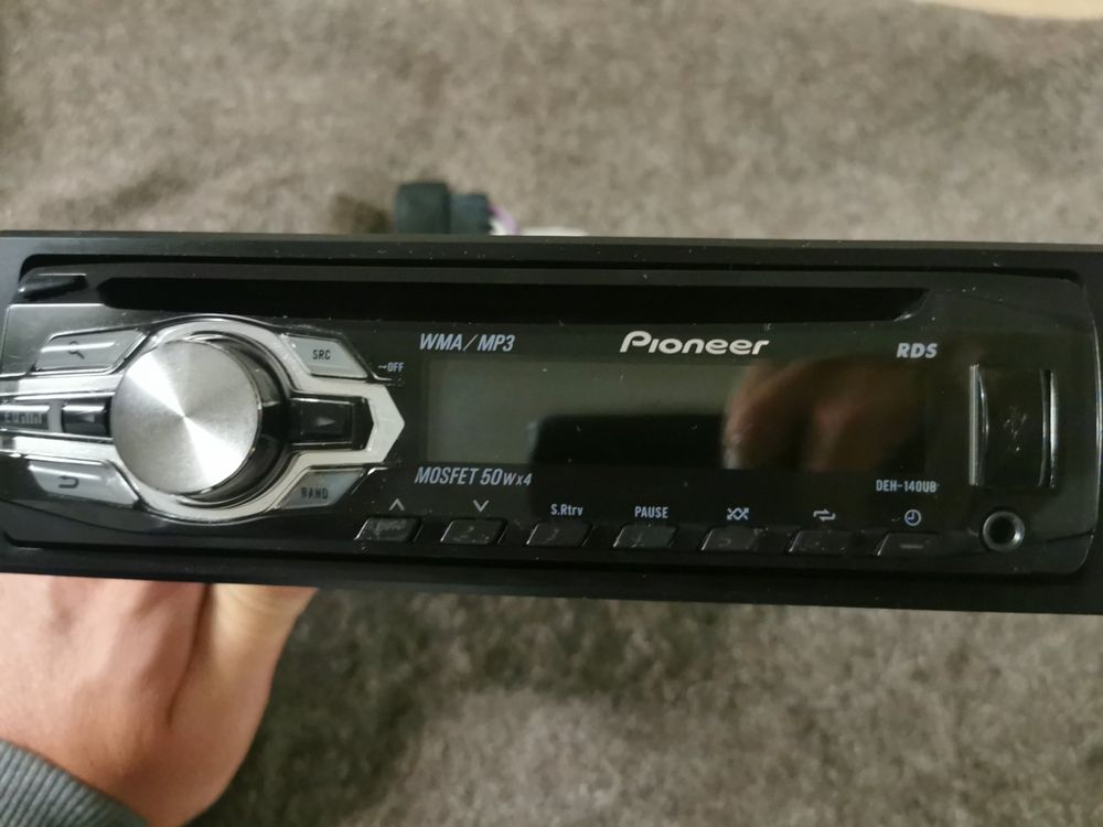 Autoradio Pioneer DEH-140UB (Gebraucht) in Wimmis für CHF 11 – mit Lieferung auf Ricardo kaufen