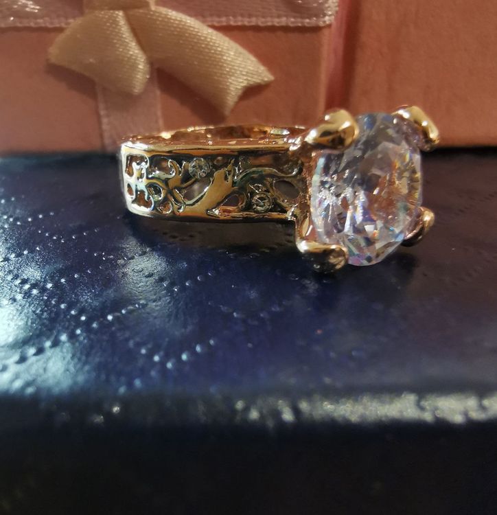 Bague acier inox bicolore avec zircon cubique (Neu und originalverpackt ...