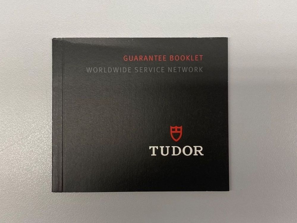 TUDOR Guarantee Booklet (Gebraucht) in für CHF 3 – mit Lieferung auf ...