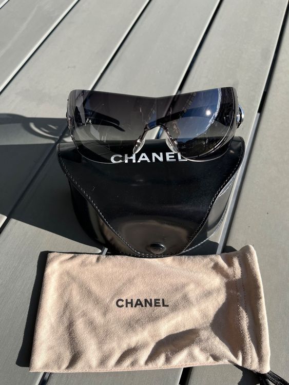 CHANEL Sunglasses 4145 c.127/8G 115 Black | Kaufen auf Ricardo