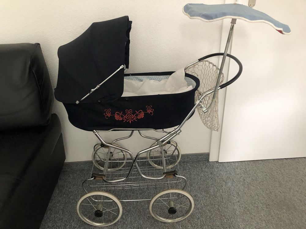 Antiker Puppenwagen (Gebraucht) in Hittnau für CHF 20 – nur Abholung auf Ricardo kaufen