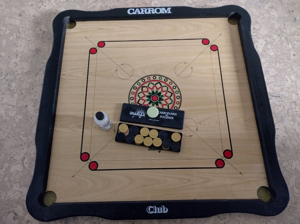 Carrom Set (Gebraucht) in Hausen am Albis für CHF 33 – nur Abholung auf ...
