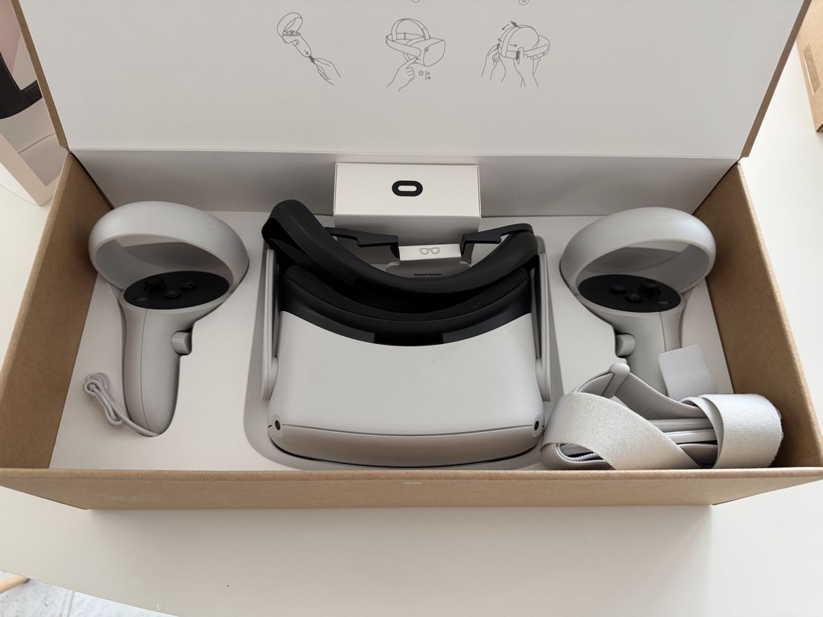 Meta Oculus Quest 2 VR Brille + Accessories Bundle (Gebraucht) in Binz ...