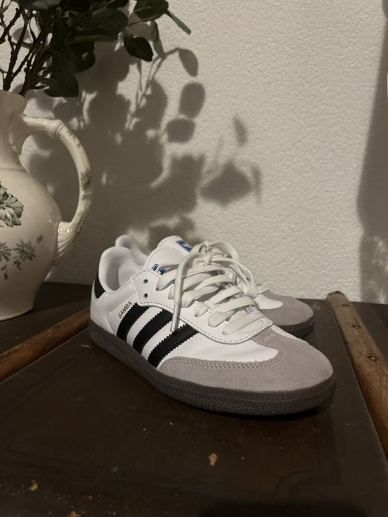 Adidas Samba t.38 (Neuf (Voir description)) à Penthéréaz pour CHF 105 ...
