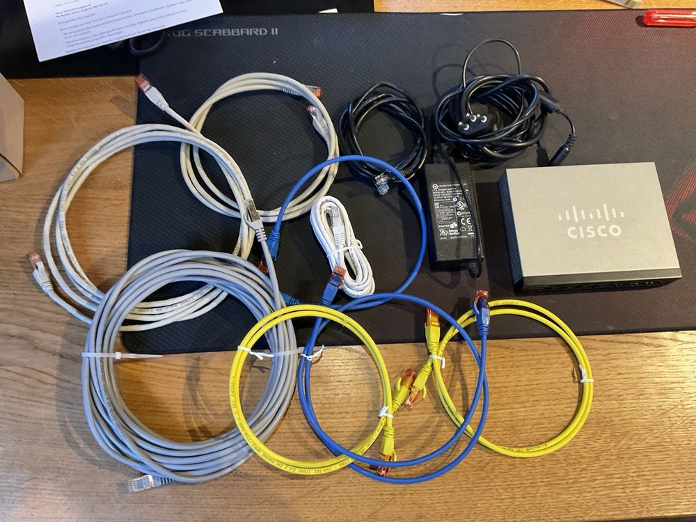 CISCO POE Switch mit Kabel (Gebraucht) in Langenbruck für CHF 26 – mit ...