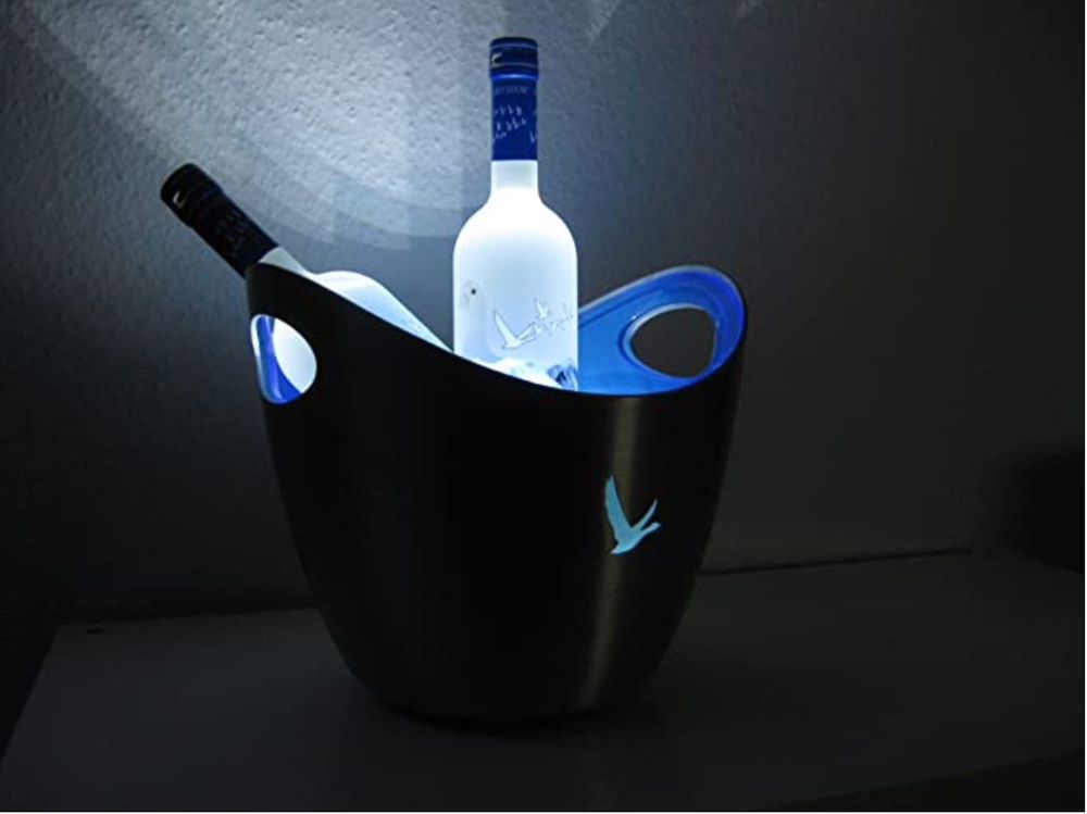 GREY GOOSE FLASCHENKÜHLER MIT LED (Neu und originalverpackt) in Adlikon ...