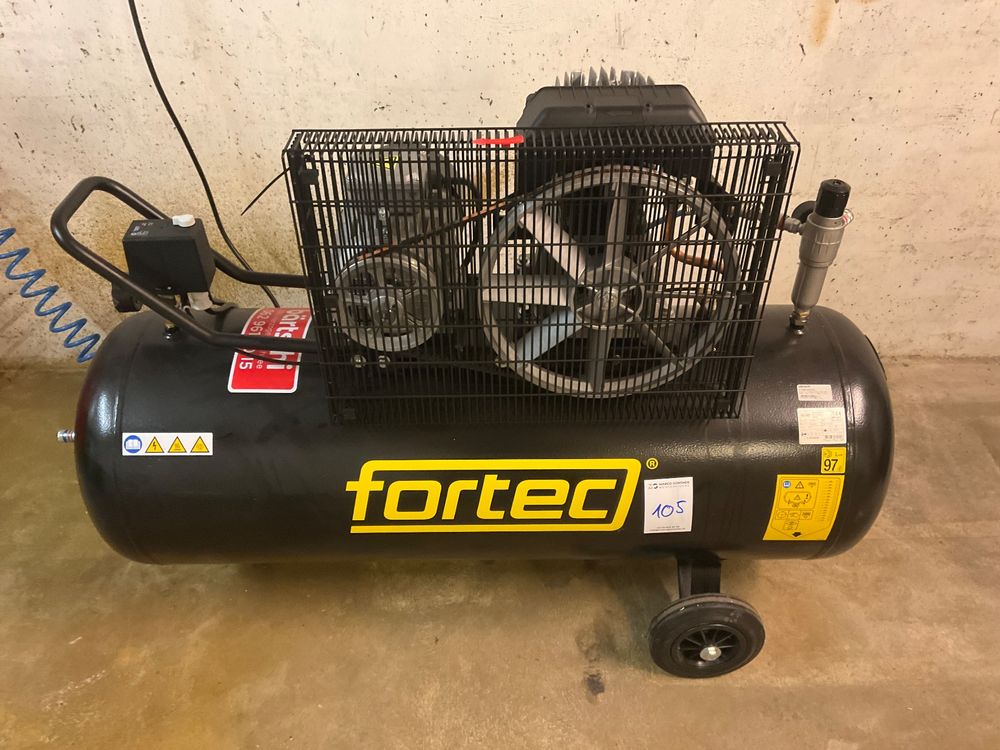 105 Fortec Druckluft-Kompressor 400V/200L aus Liquidation (Gebraucht ...