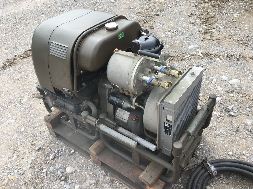 Nr 31 Kompressor Militär mit VW Industrimotor | Kaufen auf Ricardo