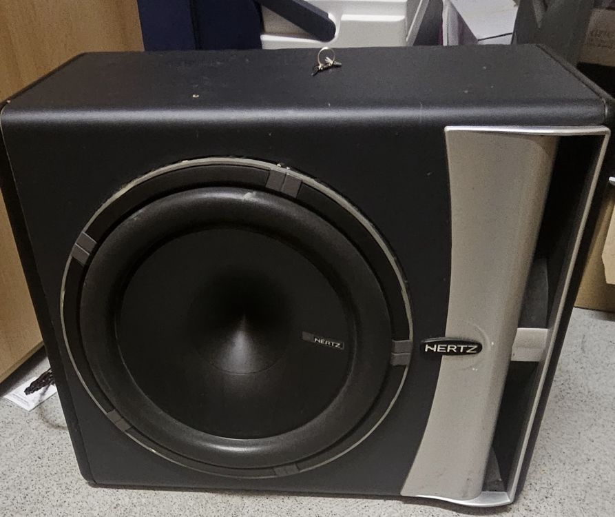 Hertz Ebx 300 R Subwoofer mit Zeus Hifonics Endstufe (Gebraucht) in Vaduz für CHF 145 – nur ...