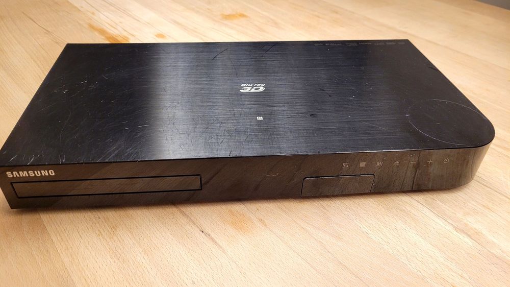 Samsung HT H5200 2.1 Blu-Ray DVD CD Player 500W Subwoofer (Gebraucht ...