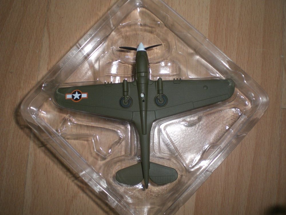 1:100 Curtiss P-40 Warhawk (Gebraucht) in Grellingen für CHF 25 – nur Abholung auf Ricardo kaufen