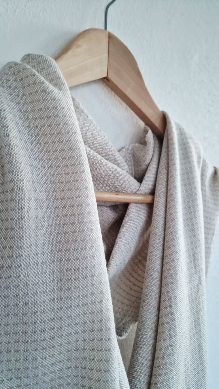 Damen Loop Schal 43cm x 68cm Beige gestrichelt (Gebraucht) in Hallau ...