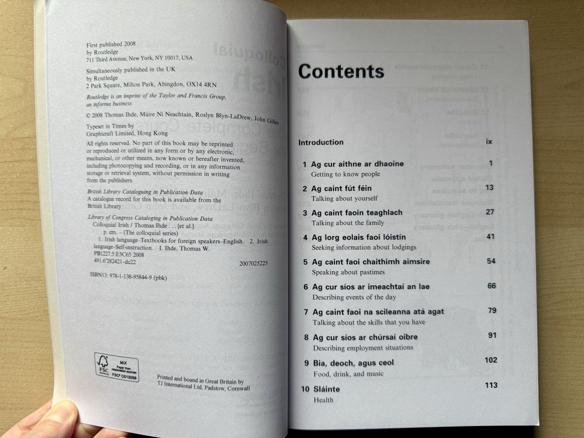 Irish Language Books Set: Learn Gaelic & Enjoy Tolkien! (Gebraucht) in ...