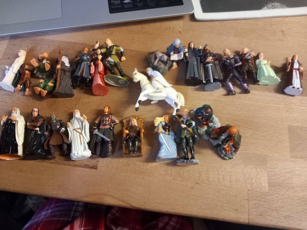 Herr der Ringe Ü-Eier figuren aus allen 3 Filmen | Kaufen auf Ricardo