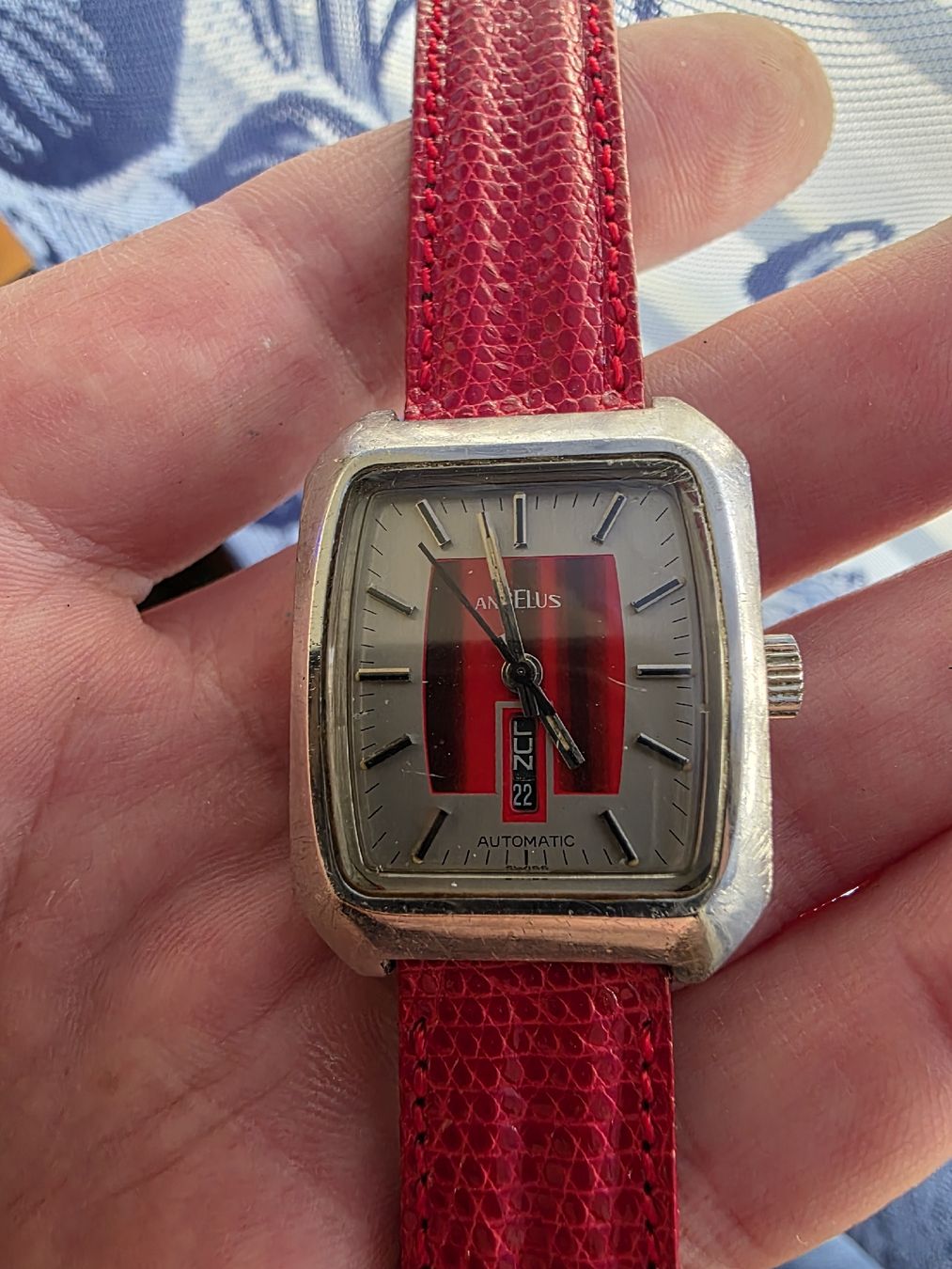 Angelus montre vintage automatique, bracelet rouge vif! (D'occasion) à ...