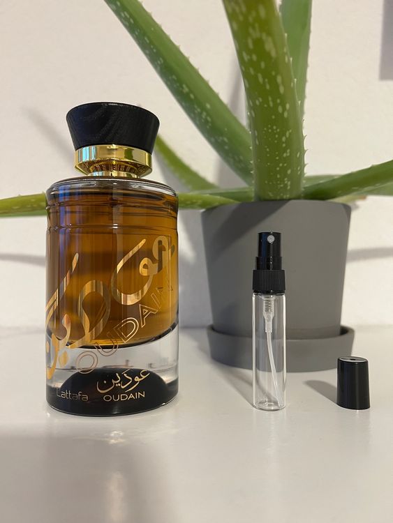 Lattafa Oudain EdP 5ml Abfüllung (Neu (gemäss Beschreibung)) in St ...