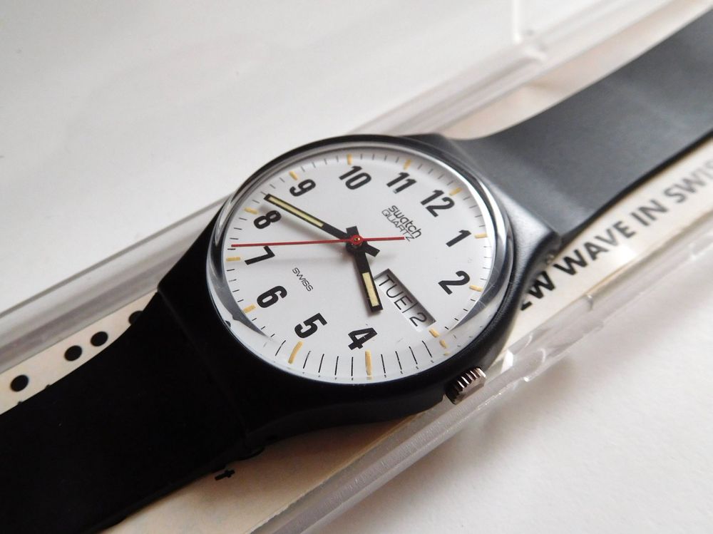 Swatch Uhr 80er 1985 GB706 CLASSIC läuft Datum schwarzweiss | Kaufen ...