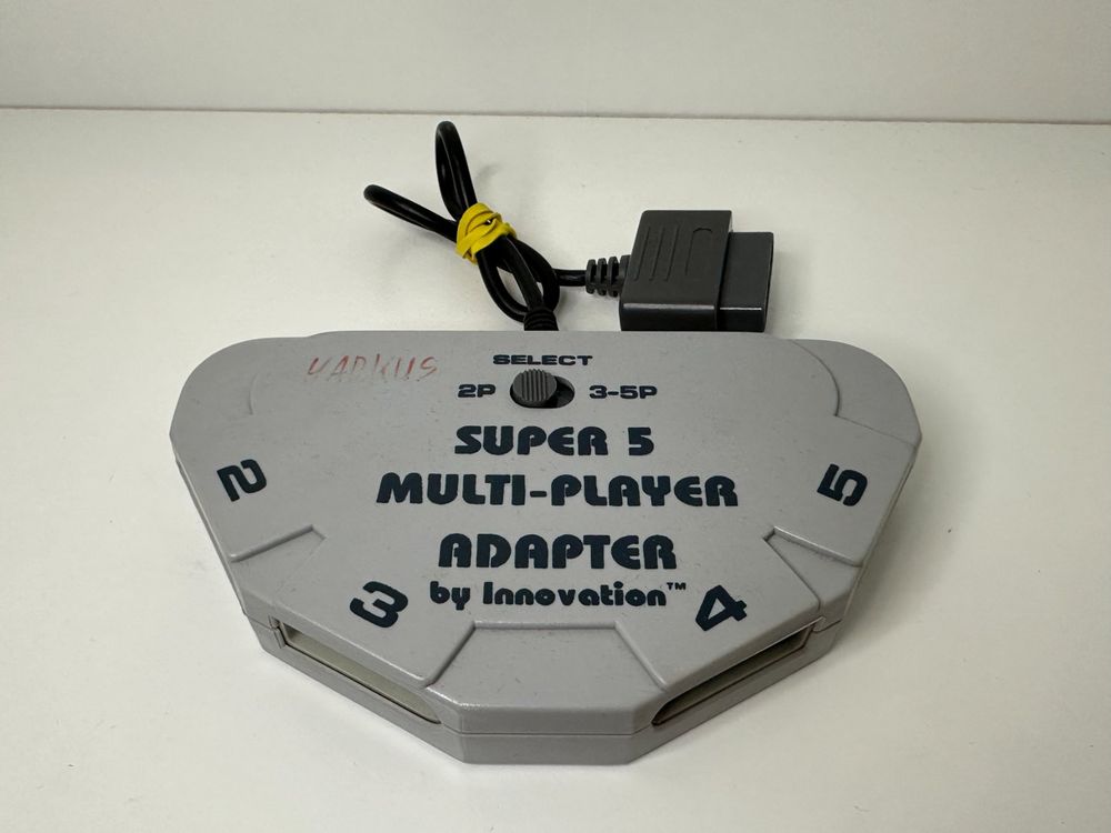 SNES Super 5 Multi Player Adapter by Innovation | Kaufen auf Ricardo