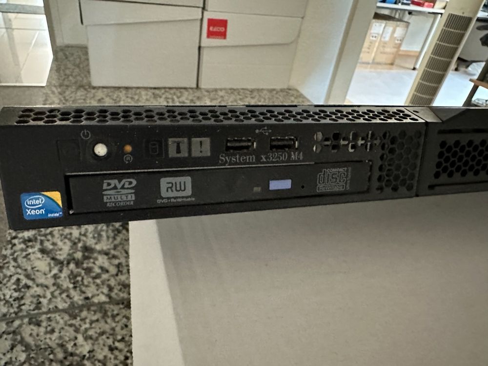 IBM System x3250 M4 Windows Server (Gebraucht) in Grenchen für CHF 21 ...