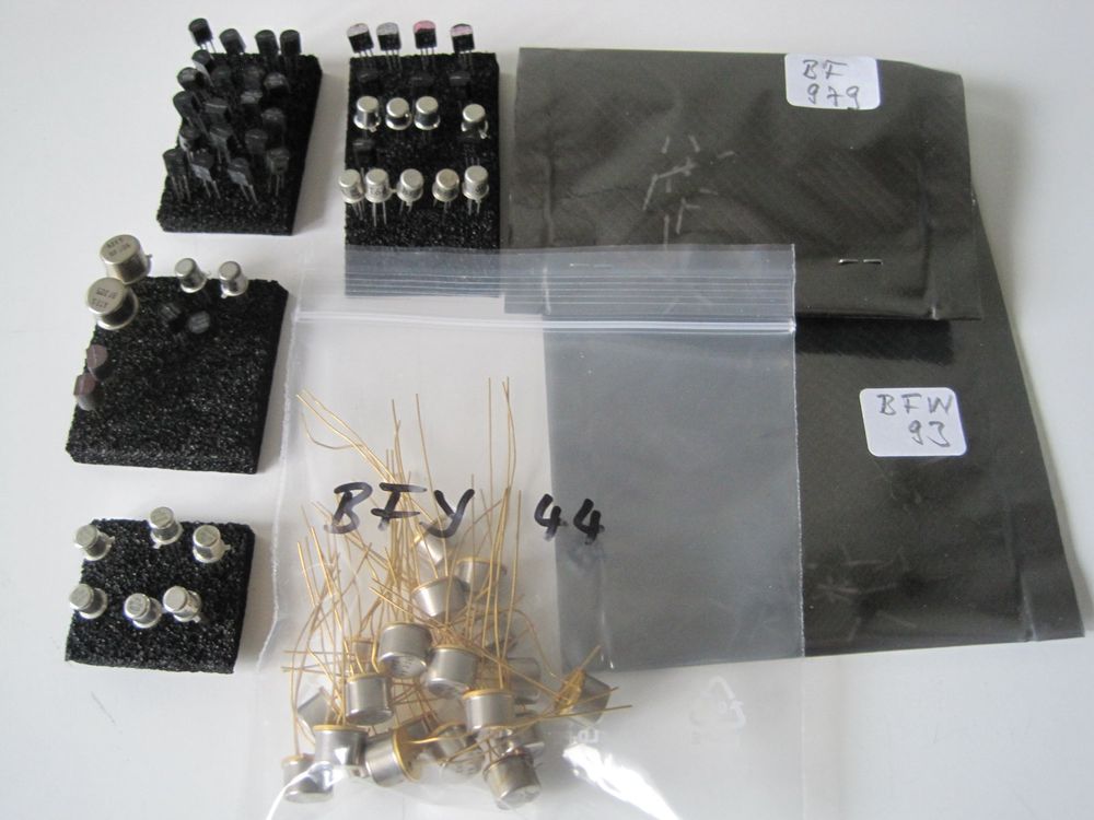 107 HF-Transistoren (Neu (gemäss Beschreibung)) in Dietwil für CHF 18 ...