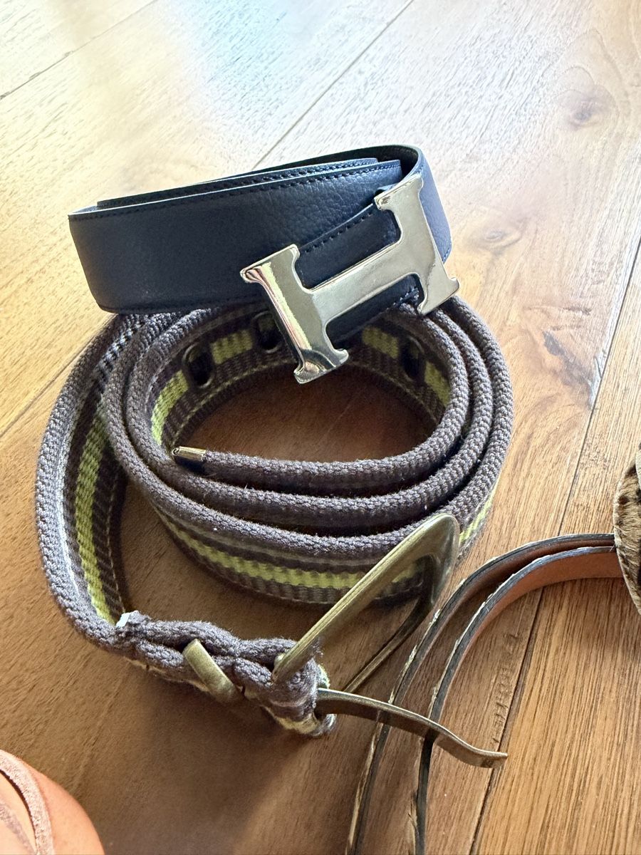 Da ️ 1 CHF Set di 5 cinture (Usato) a Cademario per CHF 1 – con ...