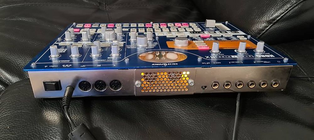 KORG Electribe EMX-1 SD Tube Groovebox Synth Drums (Gebraucht) in ...