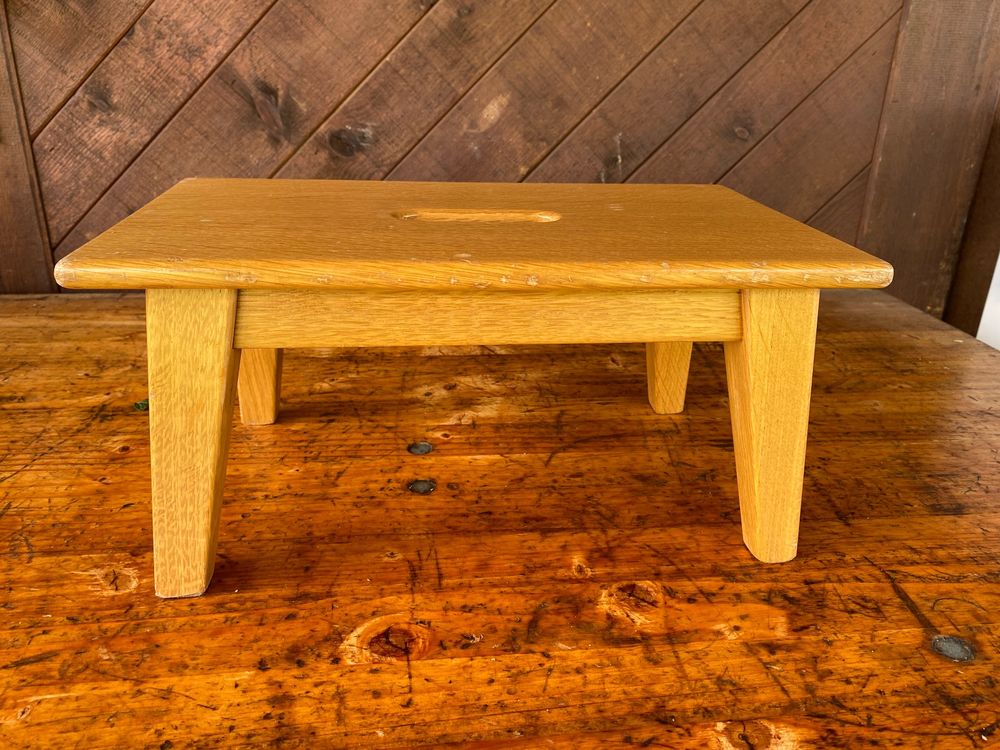 schöner Schemel aus Holz (Gebraucht) in Feldbach für CHF 59 – mit ...