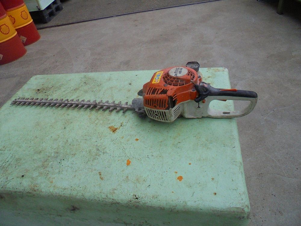 Heckenschere Stihl HS 45 (Defekt) in Eschenbach SG für CHF 32 – nur Abholung auf Ricardo kaufen