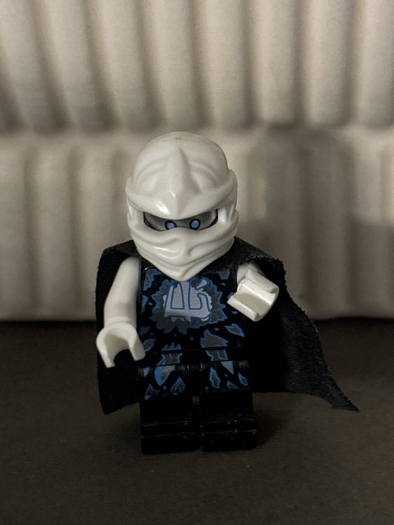 Lego Ninjago Zane Figur weiss/blau/schwarz | Kaufen auf Ricardo