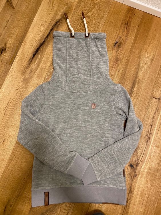Naketano Pullis und Jacke (Gebraucht) in Rudolfstetten für CHF 40 – mit Lieferung auf Ricardo kaufen