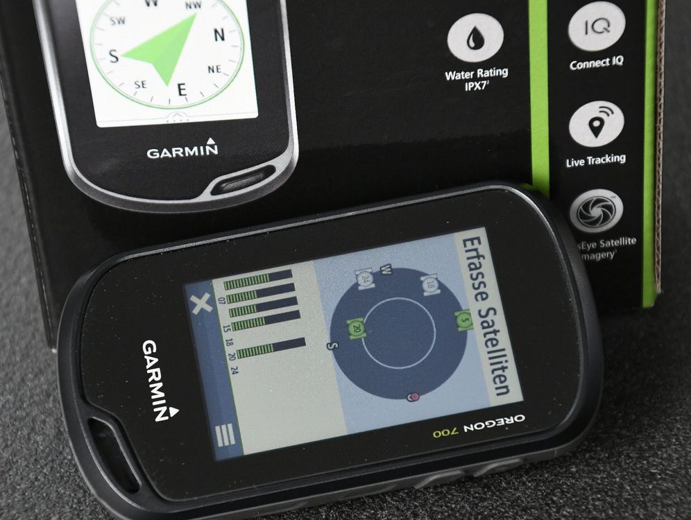 GARMIN Oregon 700 Navi inklusive einer Topo Schweiz Pro-Card (Gebraucht ...
