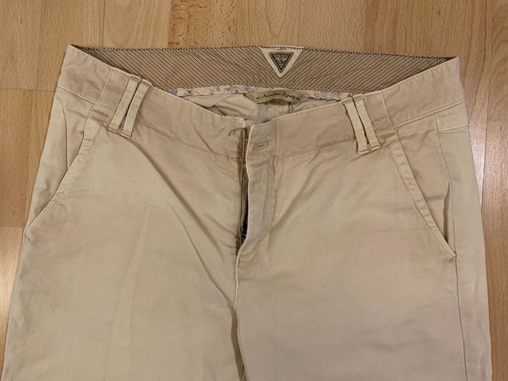 Helle Hose • GUESS • Gr. 36 (Gebraucht) in Brugg AG für CHF 18 – mit ...