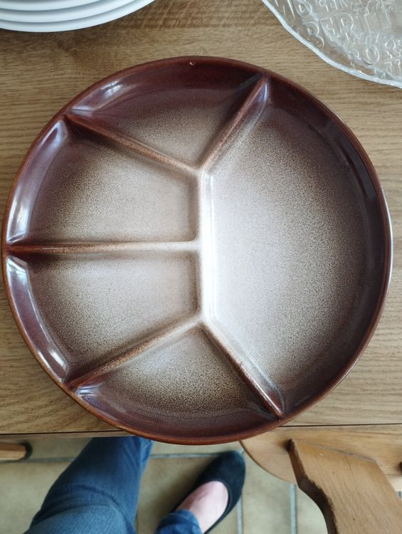 Schöner Racletteteller braun/beige 5 Fächer | Kaufen auf Ricardo