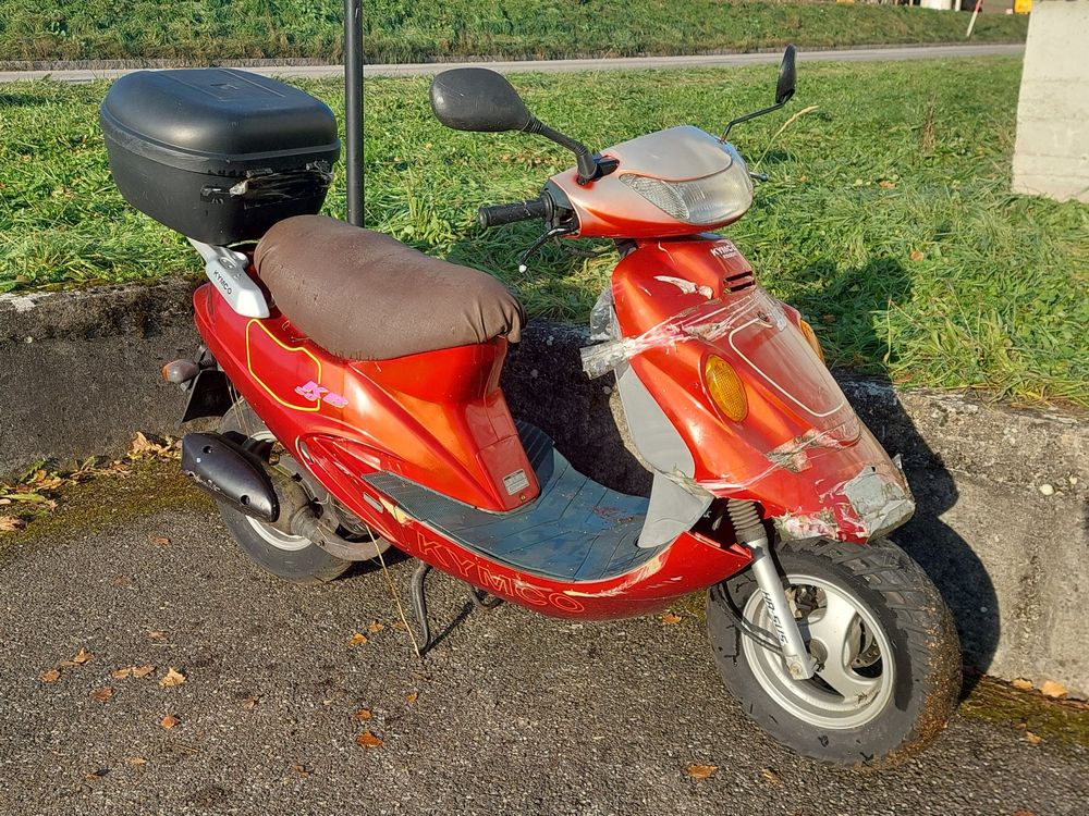 Kymco KB K12 50 ccm Roller Scooter ab 1 Fr.- (Defekt) in Schleitheim ...