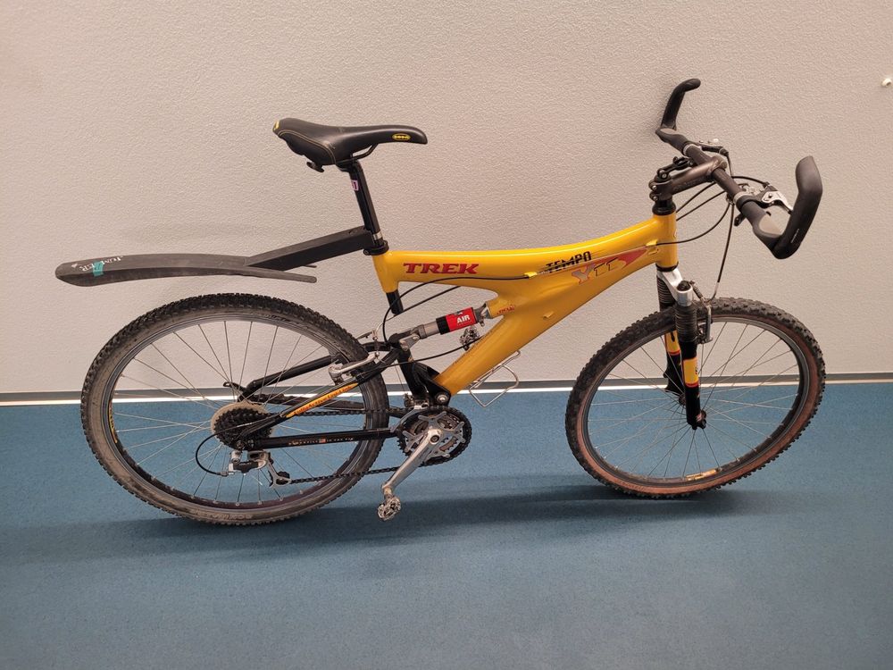 MTB Trek Tempo Y11 Carbon Vollgefedert mit RockShox | Kaufen auf Ricardo