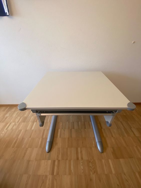 Pult (Gebraucht) in Jona für CHF 20 – nur Abholung auf Ricardo kaufen