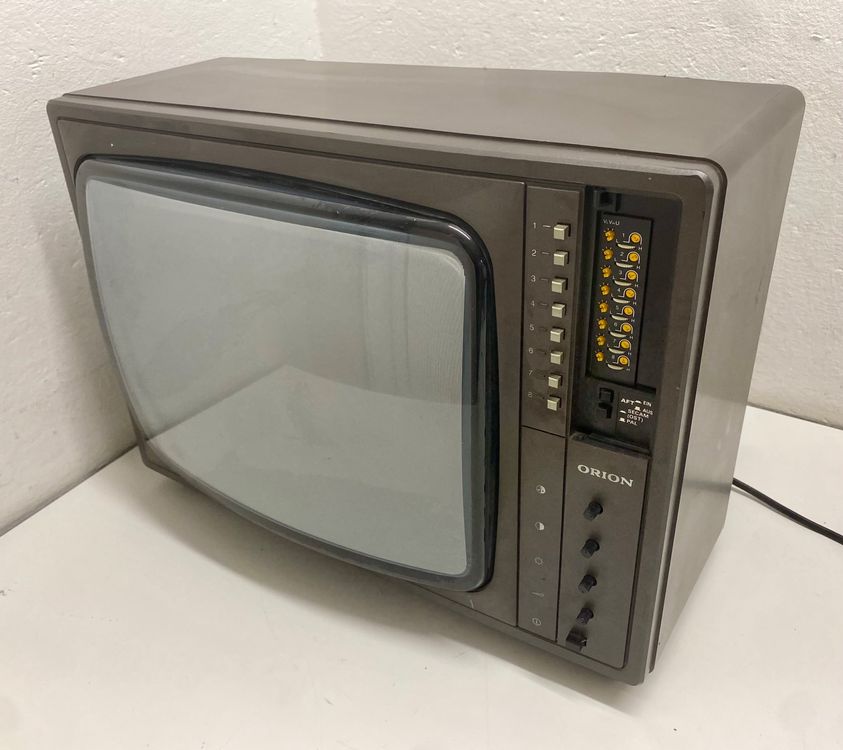 Orion Color 8436 Röhren TV/Vintage (Gebraucht) in Niederdorf für CHF 99 ...