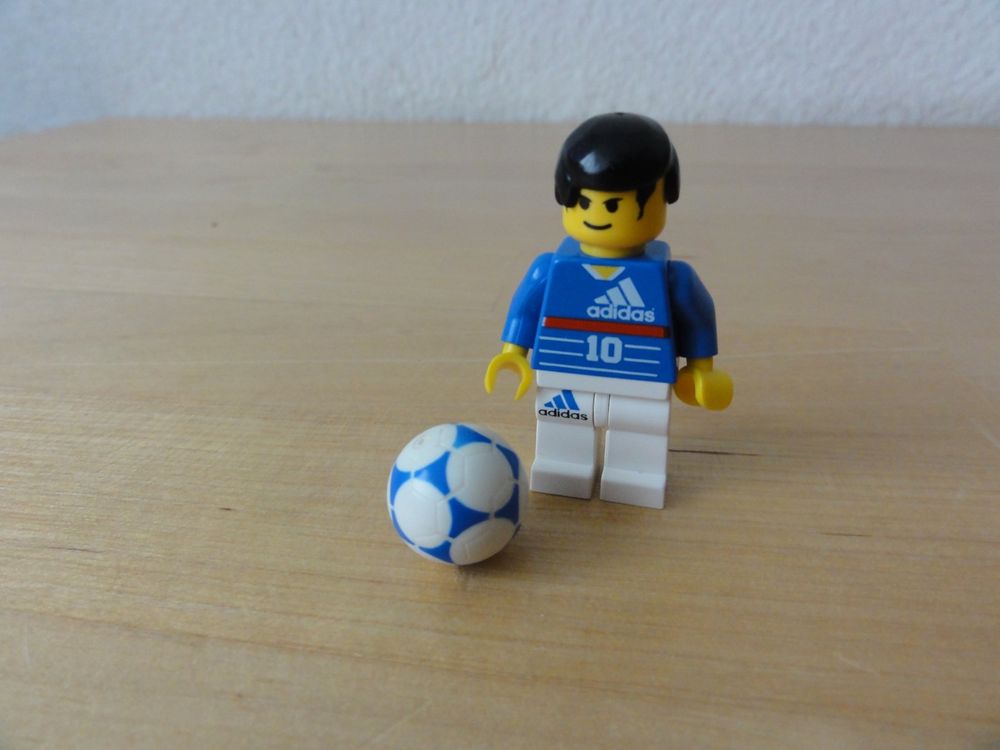 LEGO Figur Fussballspieler "Nr.10 Zidane" | Kaufen auf Ricardo