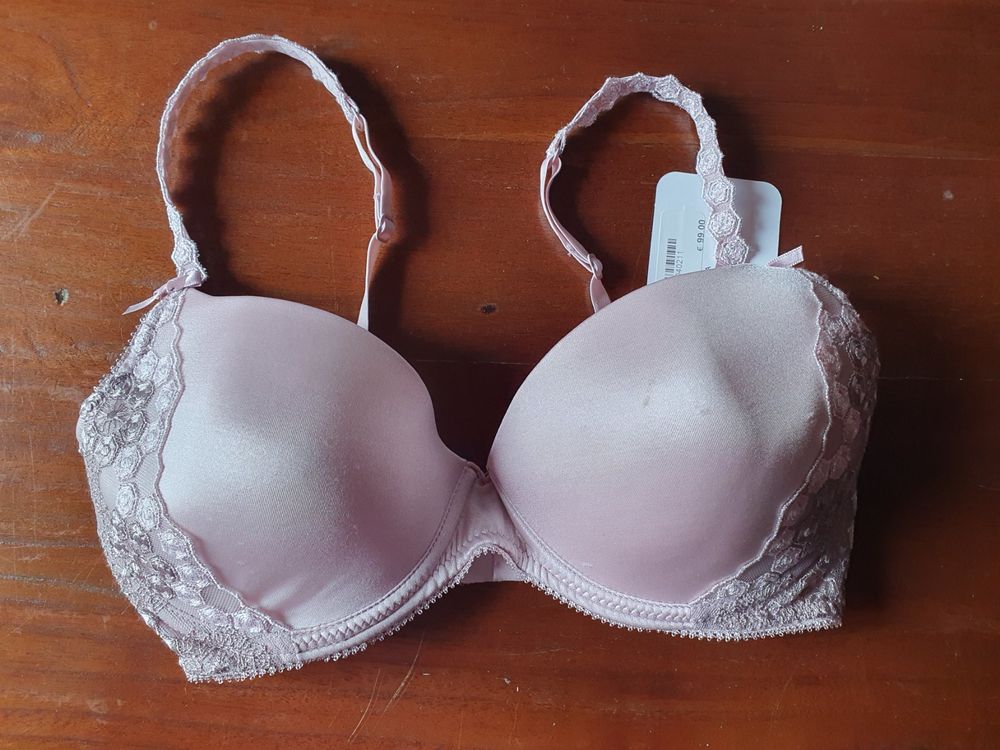 Fabienne Hansoul BH 75C (Neu und originalverpackt) in für CHF 5.95 ...