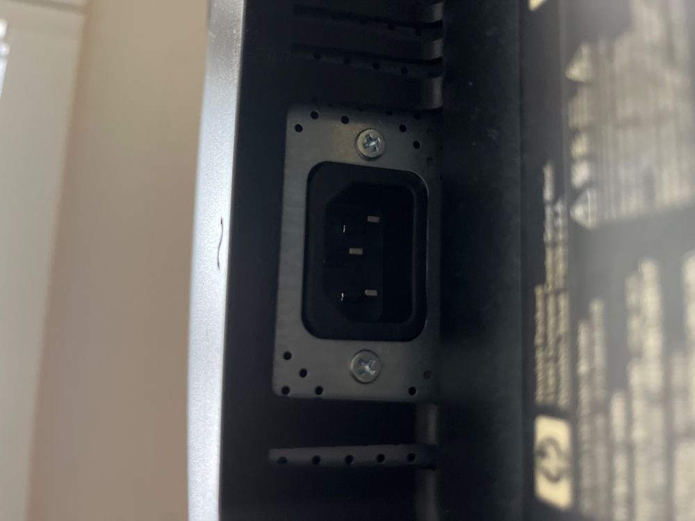 🔥Hp Monitor 2303v (Gebraucht) in Dallenwil für CHF 10 – mit Lieferung ...