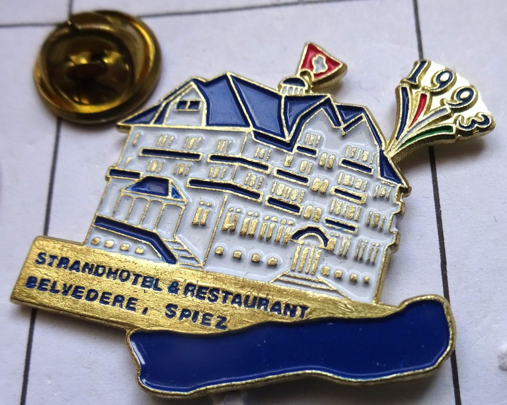 Pin Strand Hotel Belvedere SPIEZ (Usato) a Utzenstorf per CHF 1 – con ...