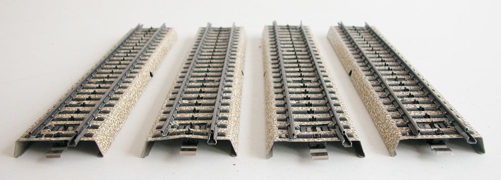 Märklin M-Gleis 40 Gleisstücke 5106 Spur H0 (Gebraucht) in Oberwil BL für CHF 27 – mit Lieferung ...