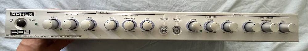 Aphex 204 Aural Exciter (Gebraucht) in Zürich für CHF 120 – nur ...