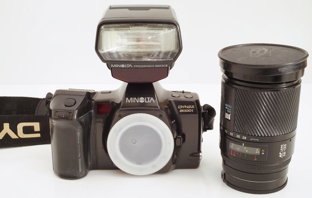 Minolta Dynax 8000i & Program Flash 3200i & AF-Lens 28-135 (Defekt) in ...
