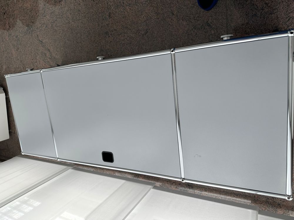 USM Haller TV-/HiFi-Lowboard 147 cm, Kabelmanagement, Rollen (Gebraucht ...