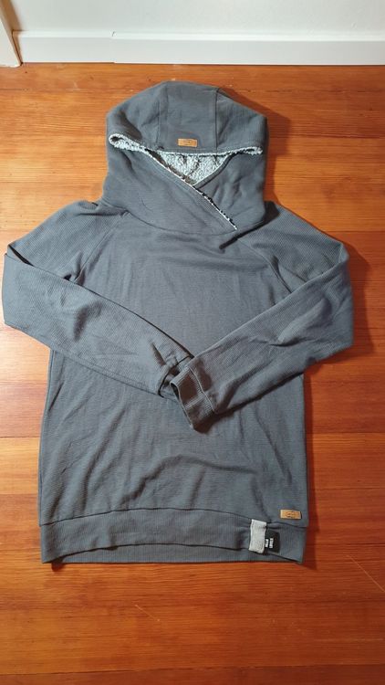 Baba Design Kaputzenpulli, Grösse S/M | Kaufen auf Ricardo