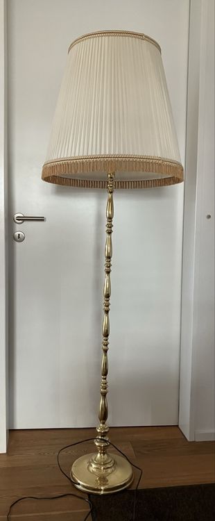 Vintage Stehlampe Messing (Gebraucht) in Willisau für CHF 95 – nur Abholung auf Ricardo kaufen