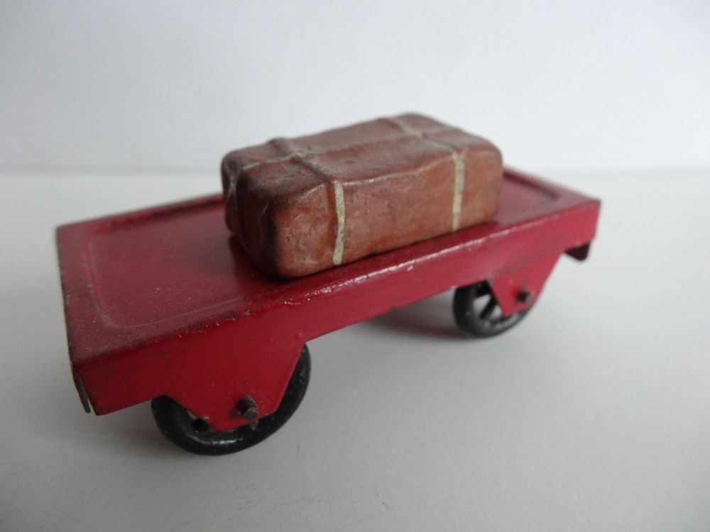 Märklin Bahnsteig Karren Spur 0 (Gebraucht) in für CHF 54 – mit ...