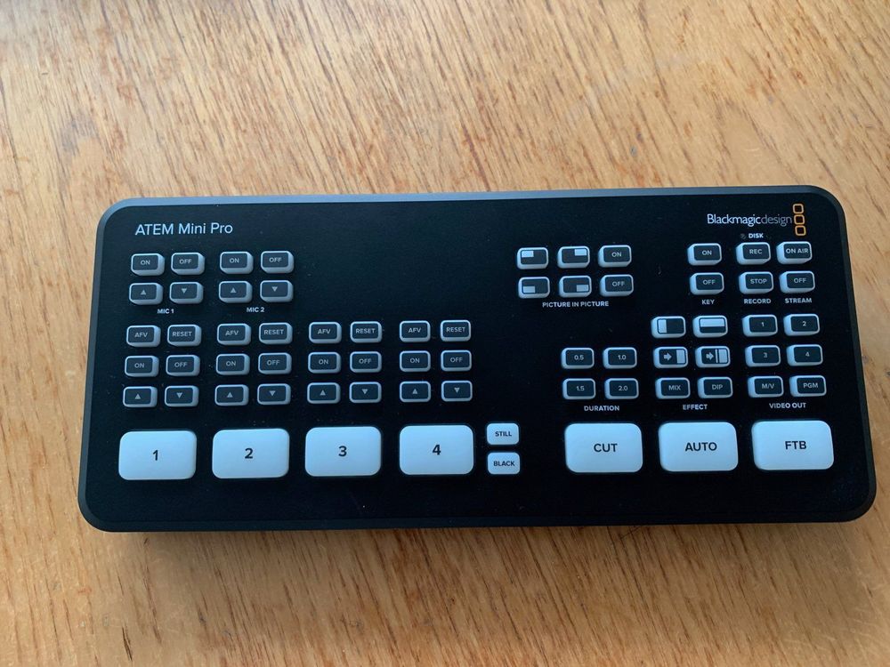 Blackmagic ATEM Mini Pro | Kaufen auf Ricardo