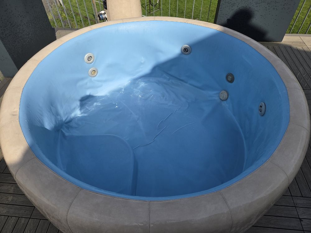 Softub Whirlpool Legend 300 (Gebraucht) in Biberist für CHF 1 – nur ...